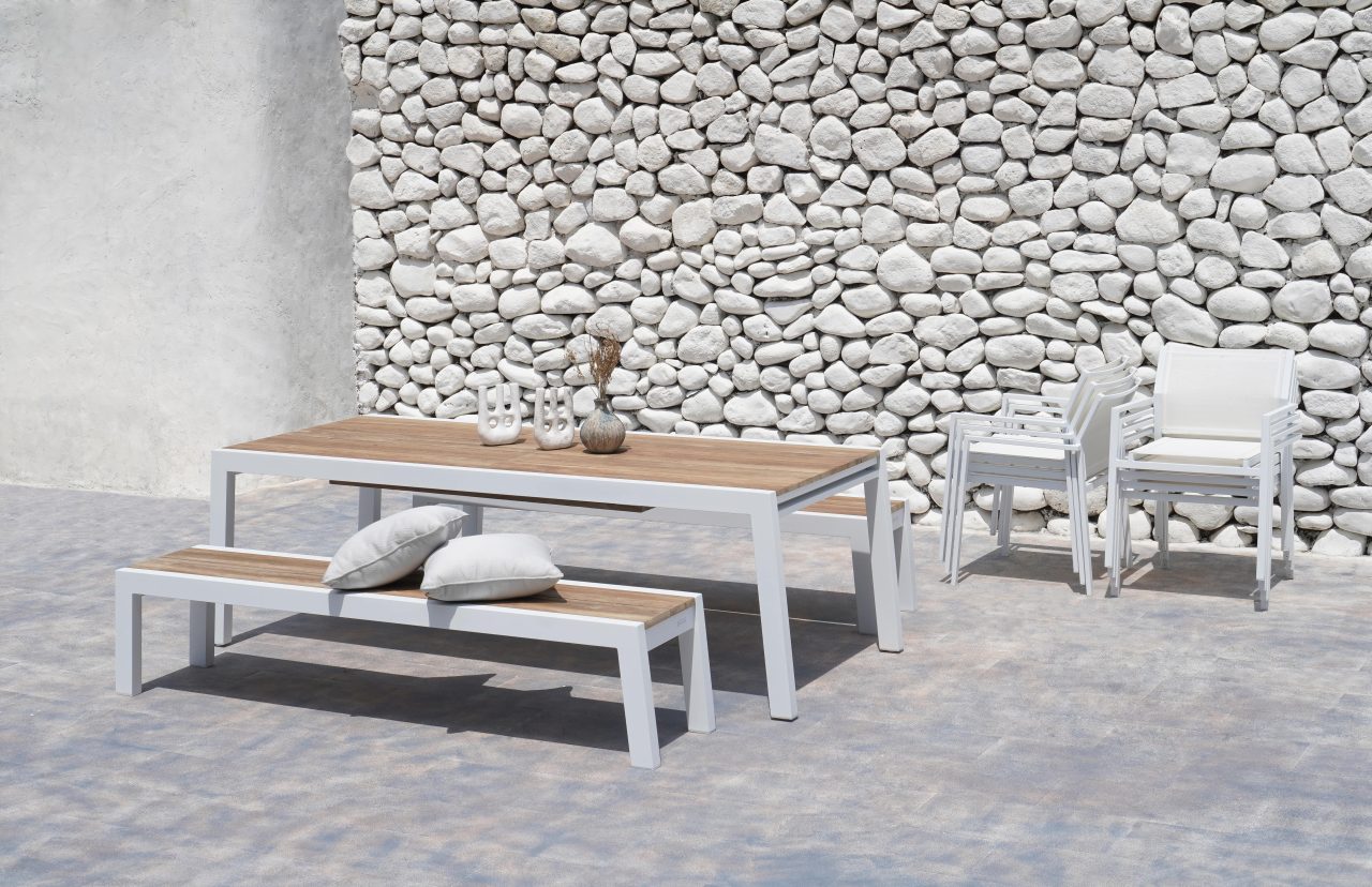 BAIA Extension Table, Bench & ALLUX Stackable Armchair | MAMAGREEN