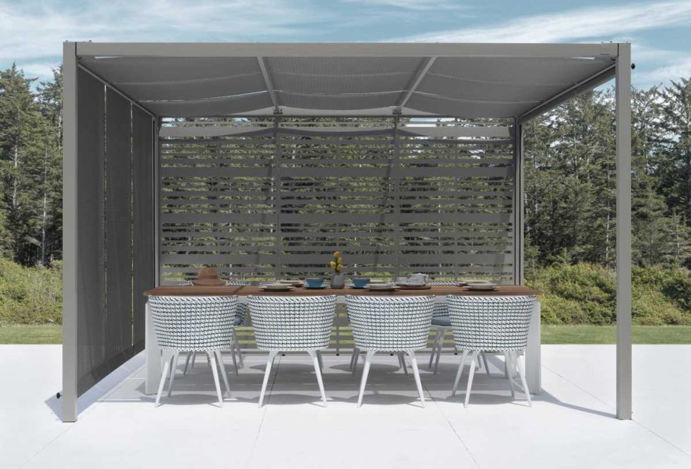 SOMBRERO Canopy Multi Position Sling & TITAN Dining Table | MAMAGREEN